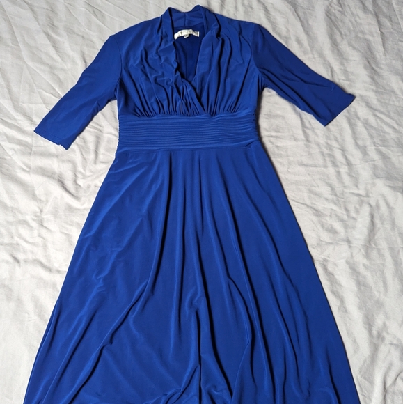 Evan Picone | Dresses | Evanpicone Blue Knee Length Dress | Poshmark